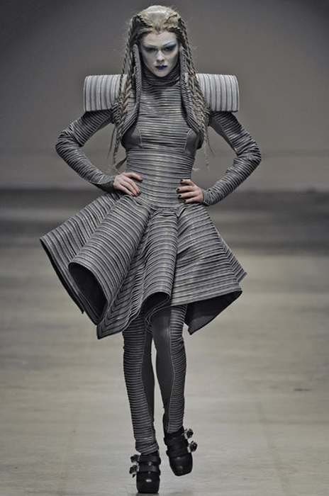 GARETH PUGH – Andam
